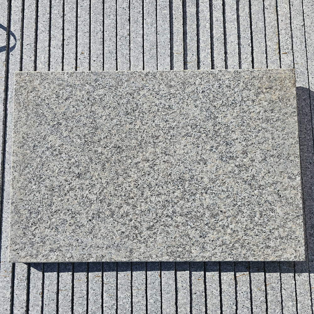 Terrassenplatte GRANIT GRAU